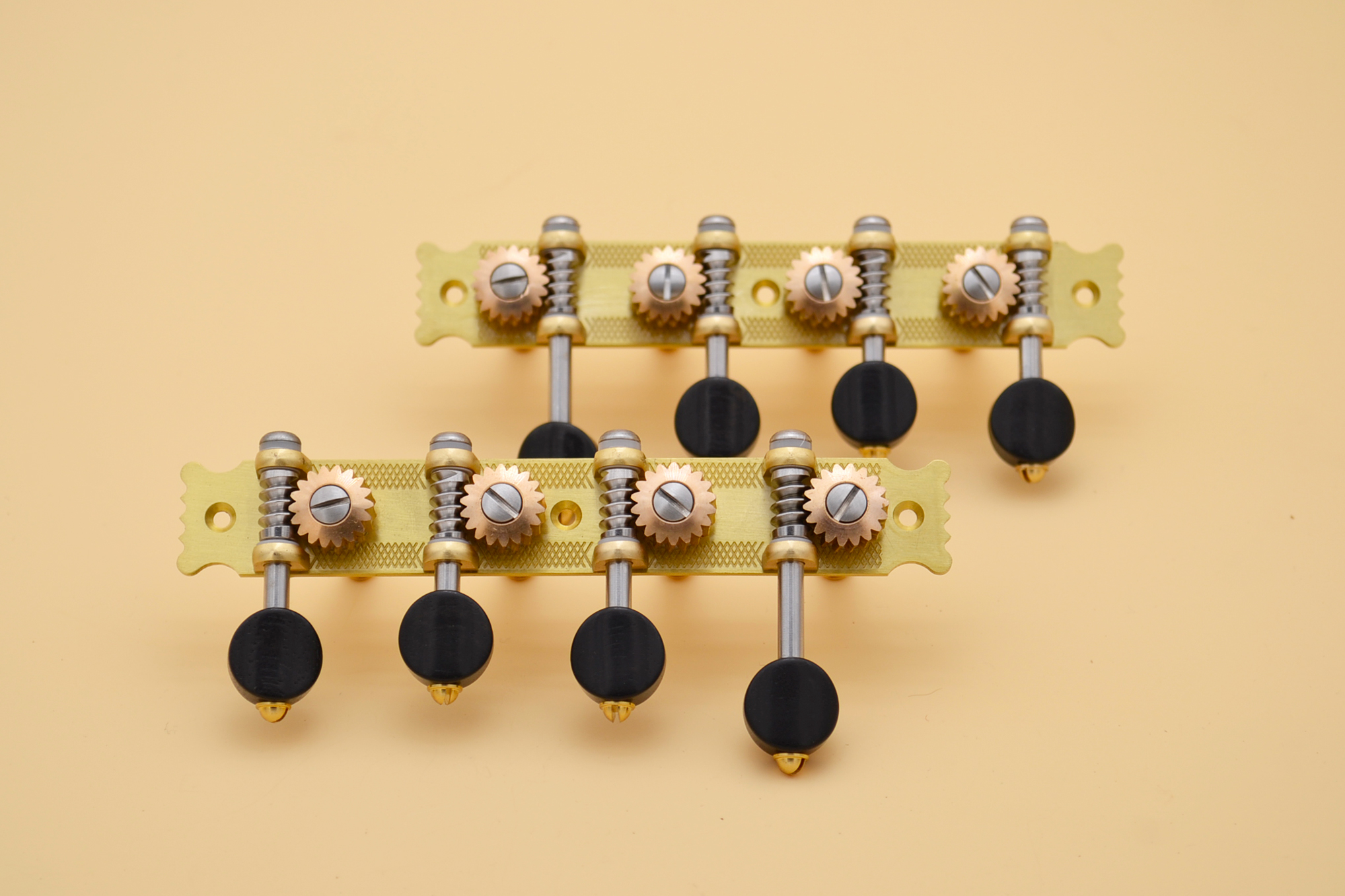 Mandolins – ALESSI TUNING MACHINES